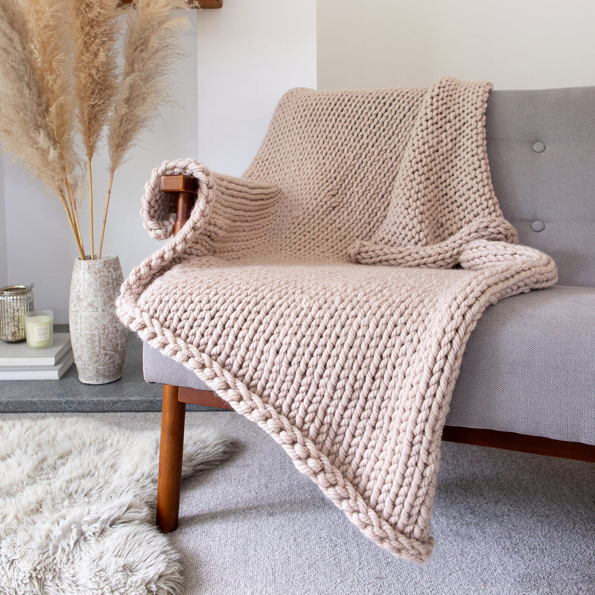 Cuddle Up Blanket Knitting Kit - 2 in 1 Beginner Pattern | Wool Couture