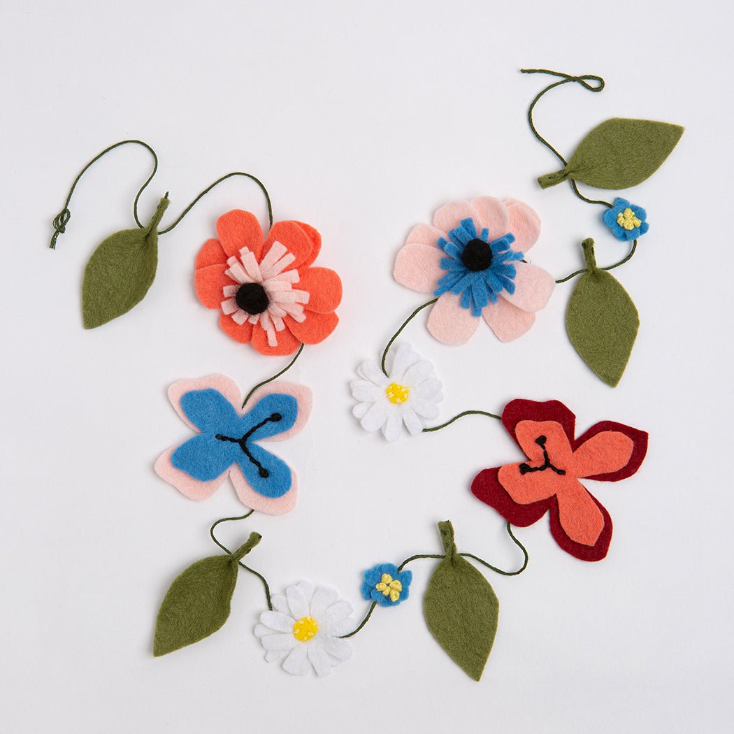 Wildflower Garland Felt Craft Kit | Wool Couture