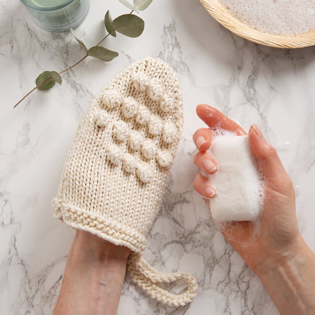 Bobble Shower Mitt Knitting Kit | Wool Couture