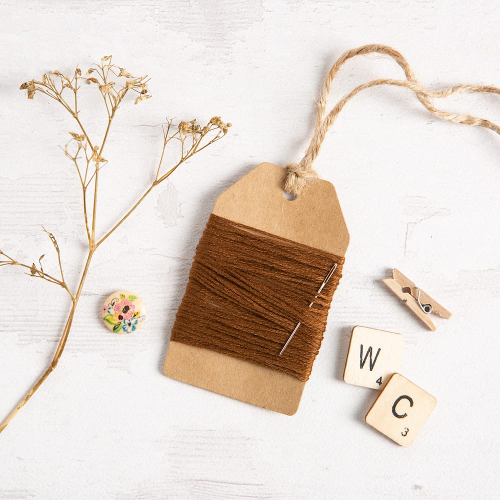 Chocolate Brown Embroidery Thread Floss 801 | Wool Couture