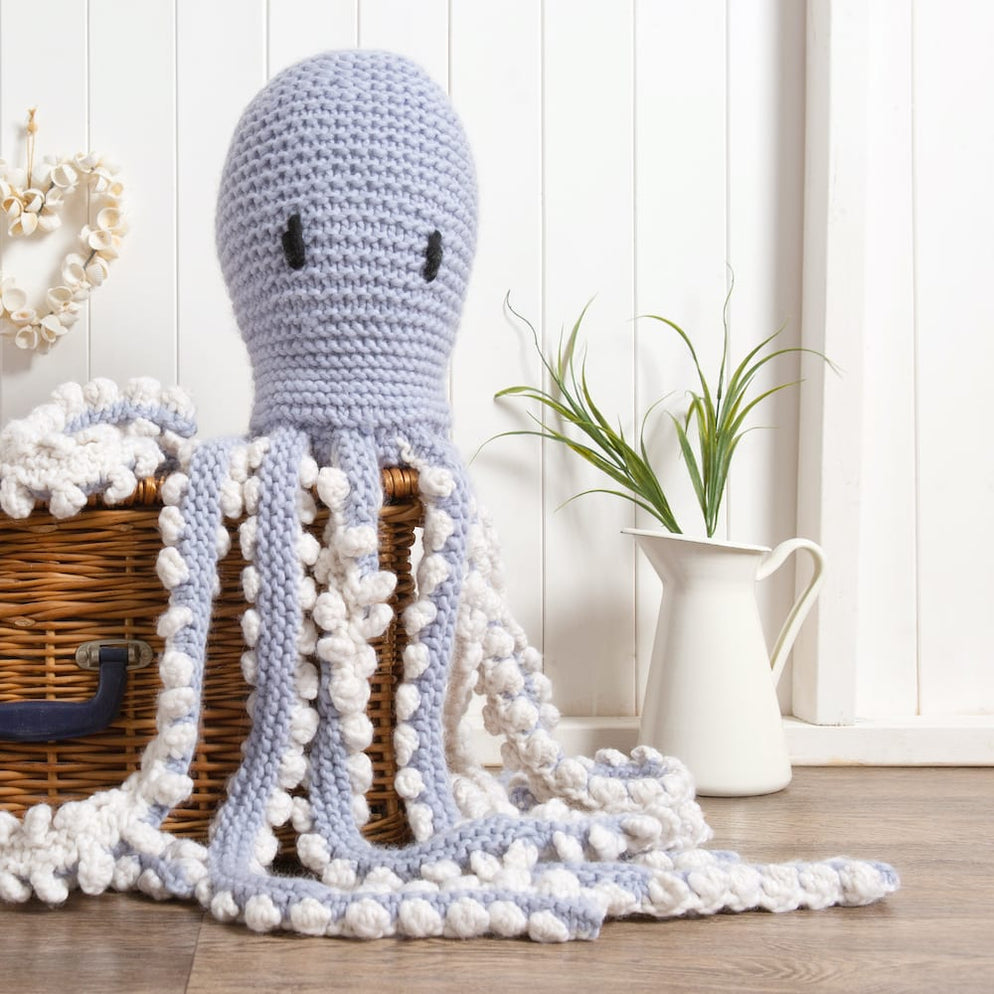 Giant Robyn the Octopus Knitting Kit | Wool Couture